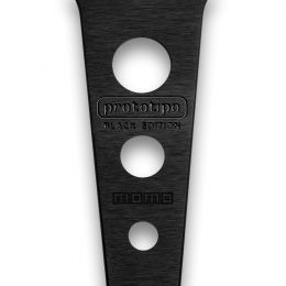 MOMO PROTOTIPO BLACK EDITION - GoClassic